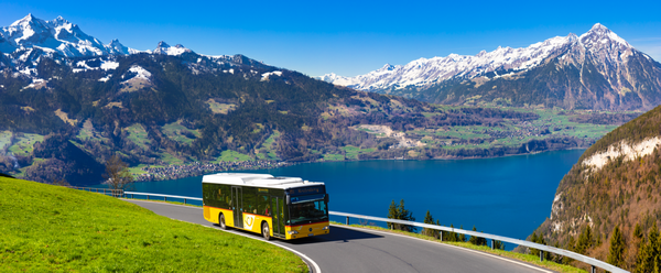 Das Postauto fährt neu jede halbe Stunde auf den Beatenberg : Radio BeO